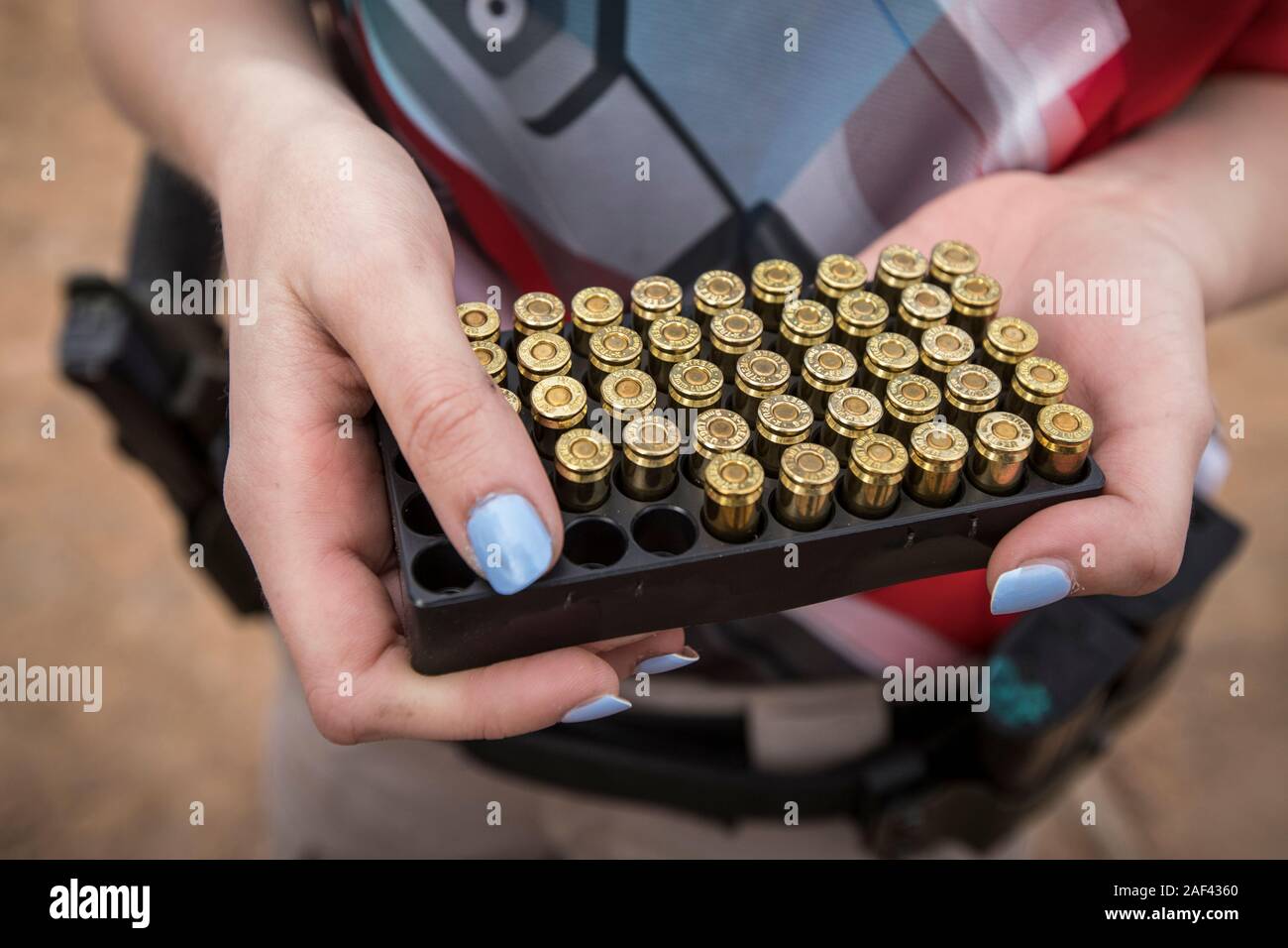 Ladies night at the gun range in southeast Georgia Stock Photo - Alamy