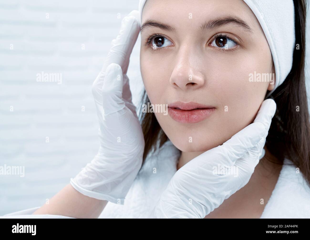Beauty salon client hi-res stock photography and images - Alamy