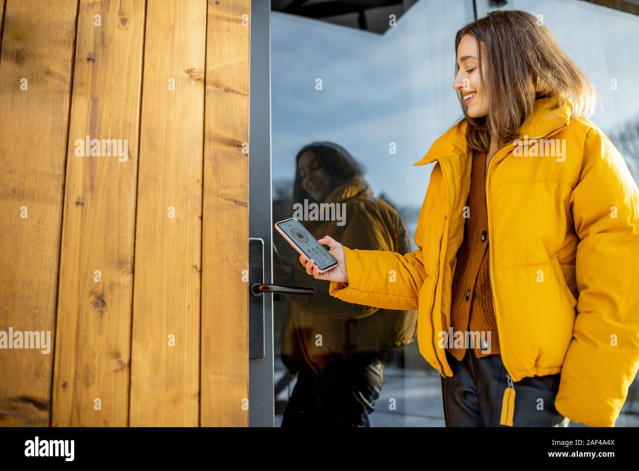 Smart locks hi-res stock photography and images - Alamy