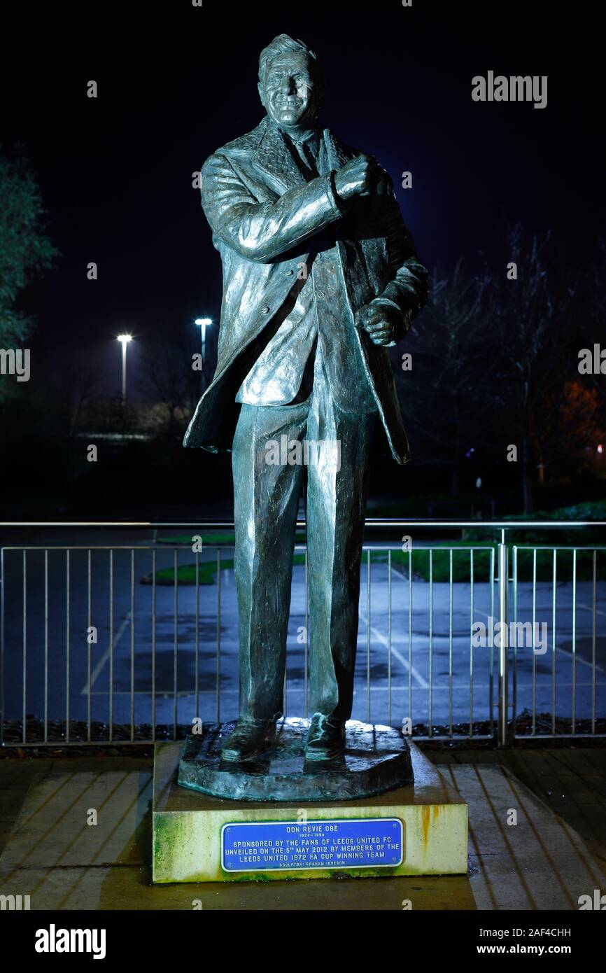 Don Revie bronze statue, located outside Leeds United Footall Stadium ...