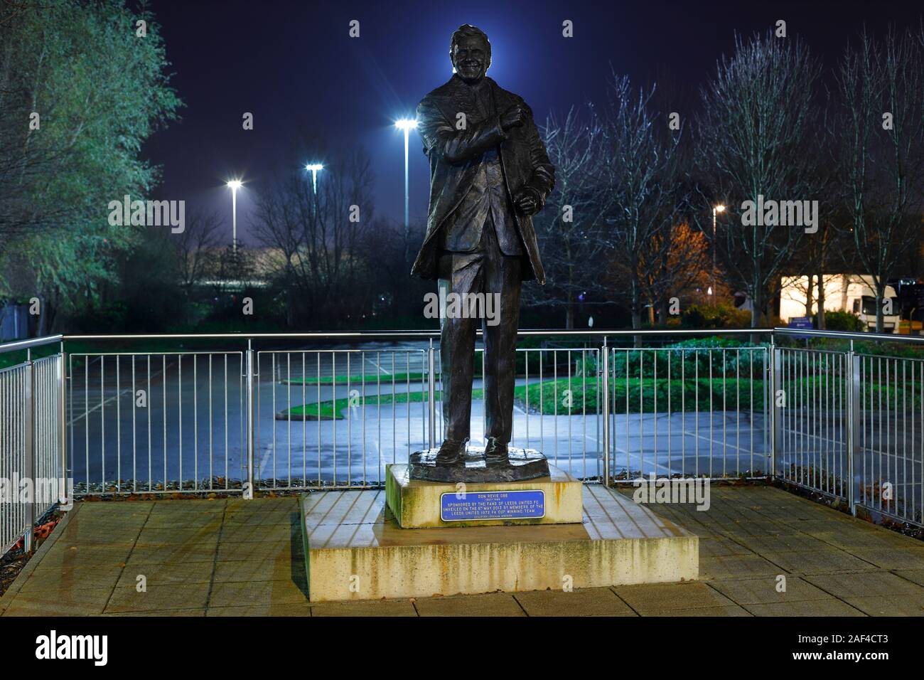 Don Revie bronze statue, located outside Leeds United Footall Stadium ...