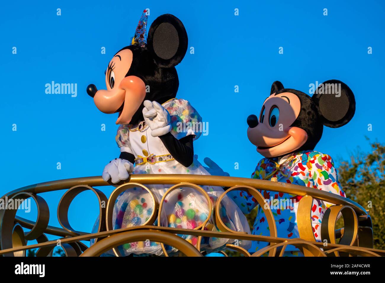 Dwarf dancers hi-res stock photography and images - Alamy