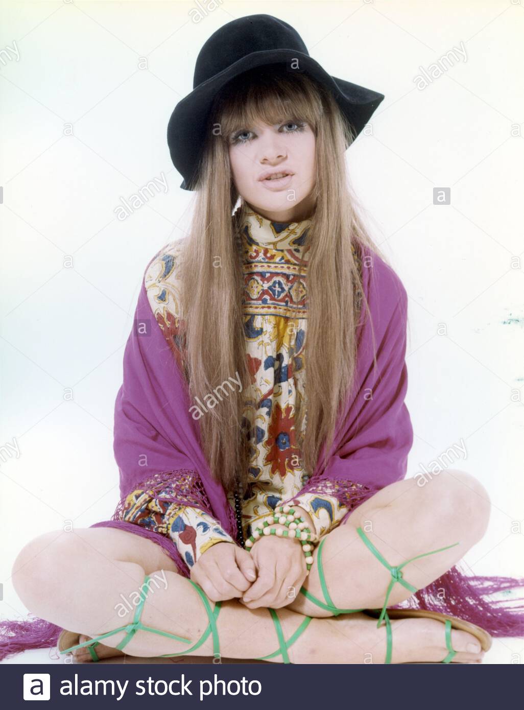 Judy Geeson High Resolution Stock Photography and Images - Alamy