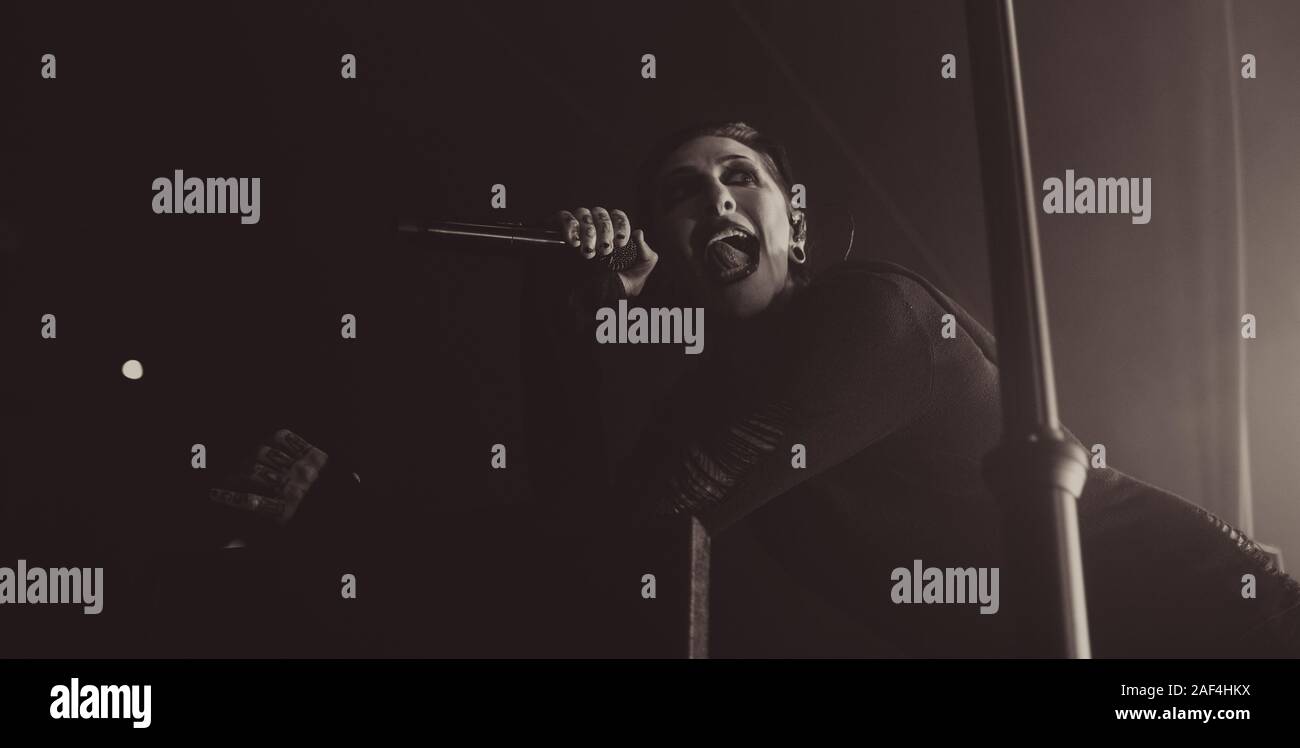 Motionless in white live uk 2019 hi-res stock photography and images ...