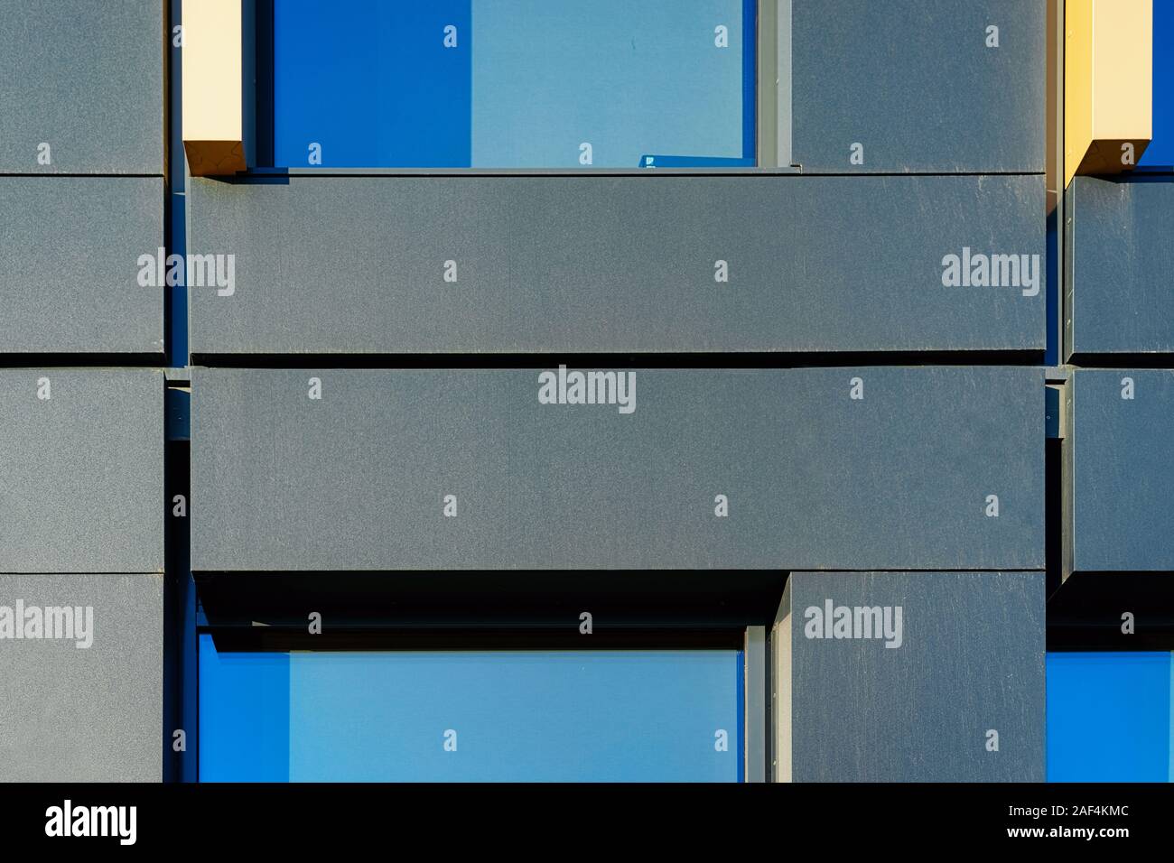 Wall of modern corporate business office building Stock Photo - Alamy