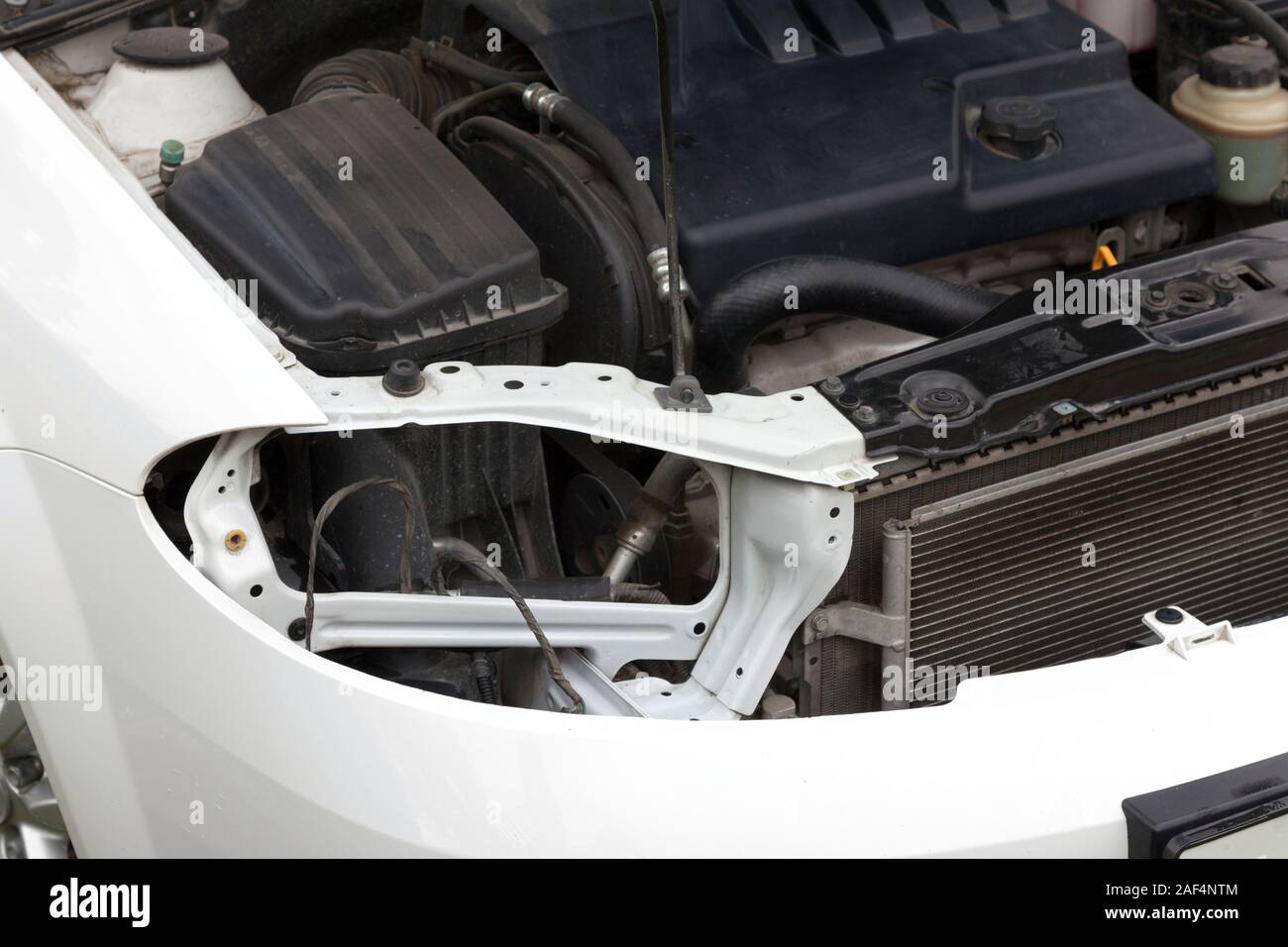 Malfunctioning car hi-res stock photography and images - Alamy