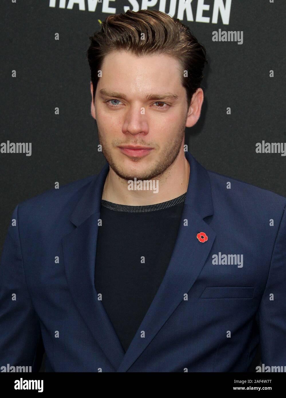 E! People’s Choice Awards 2019 - Arrivals held at the Barker Hangar in ...