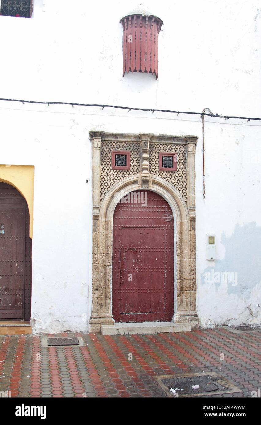 Doorway in the Habous Quarter (New Medina) area of Casablanca, Morocco ...