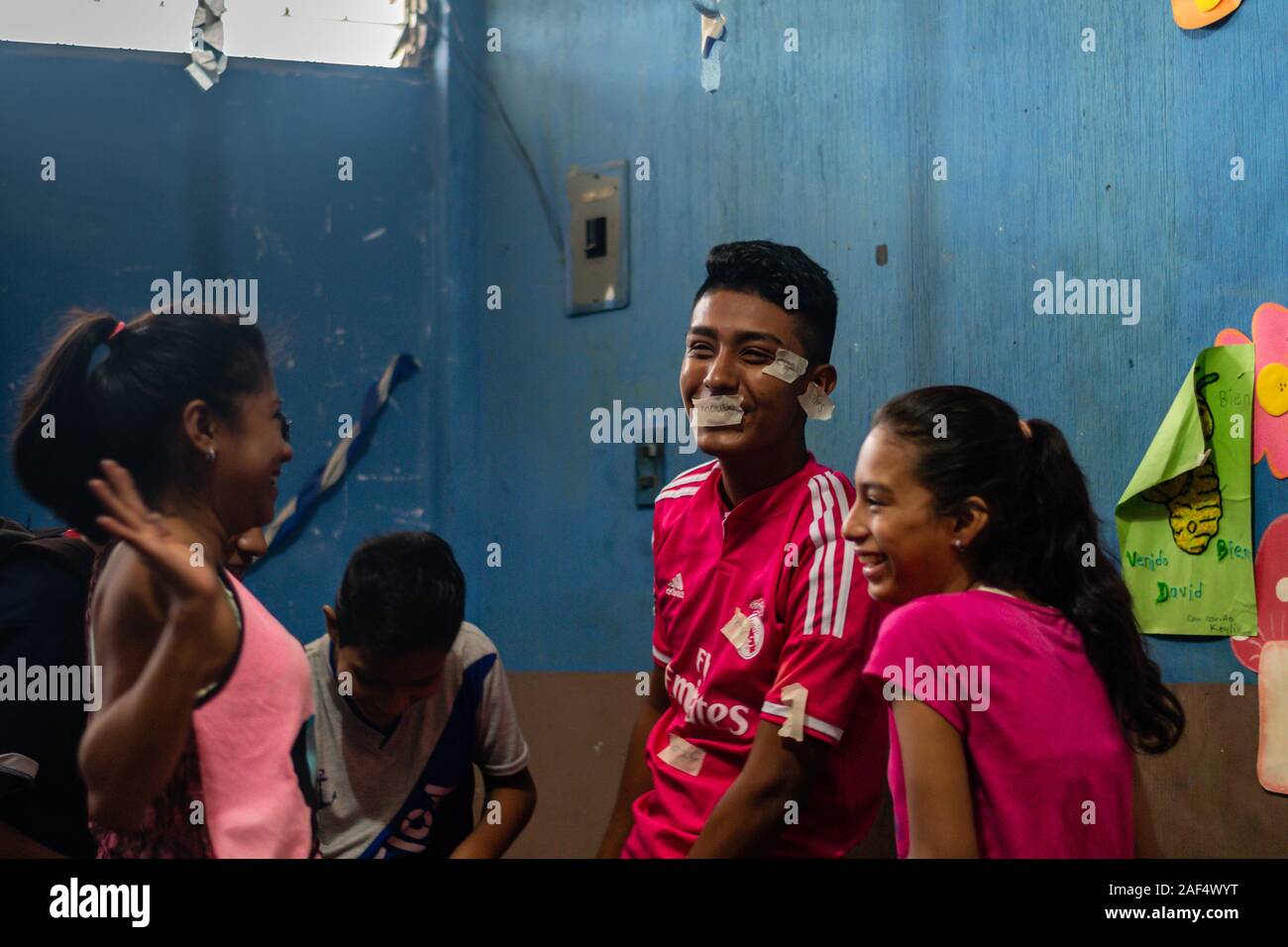 Hispanic children playing games in Santa Rosa Guatemala Stock Photo - Alamy