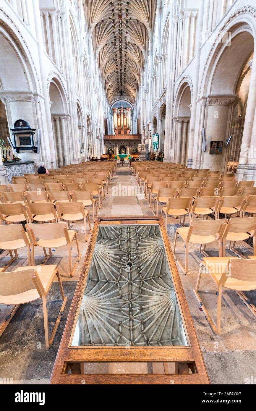 Reflection in mirror of Cathedral ceiling, Norwich, Norfolk, England ...