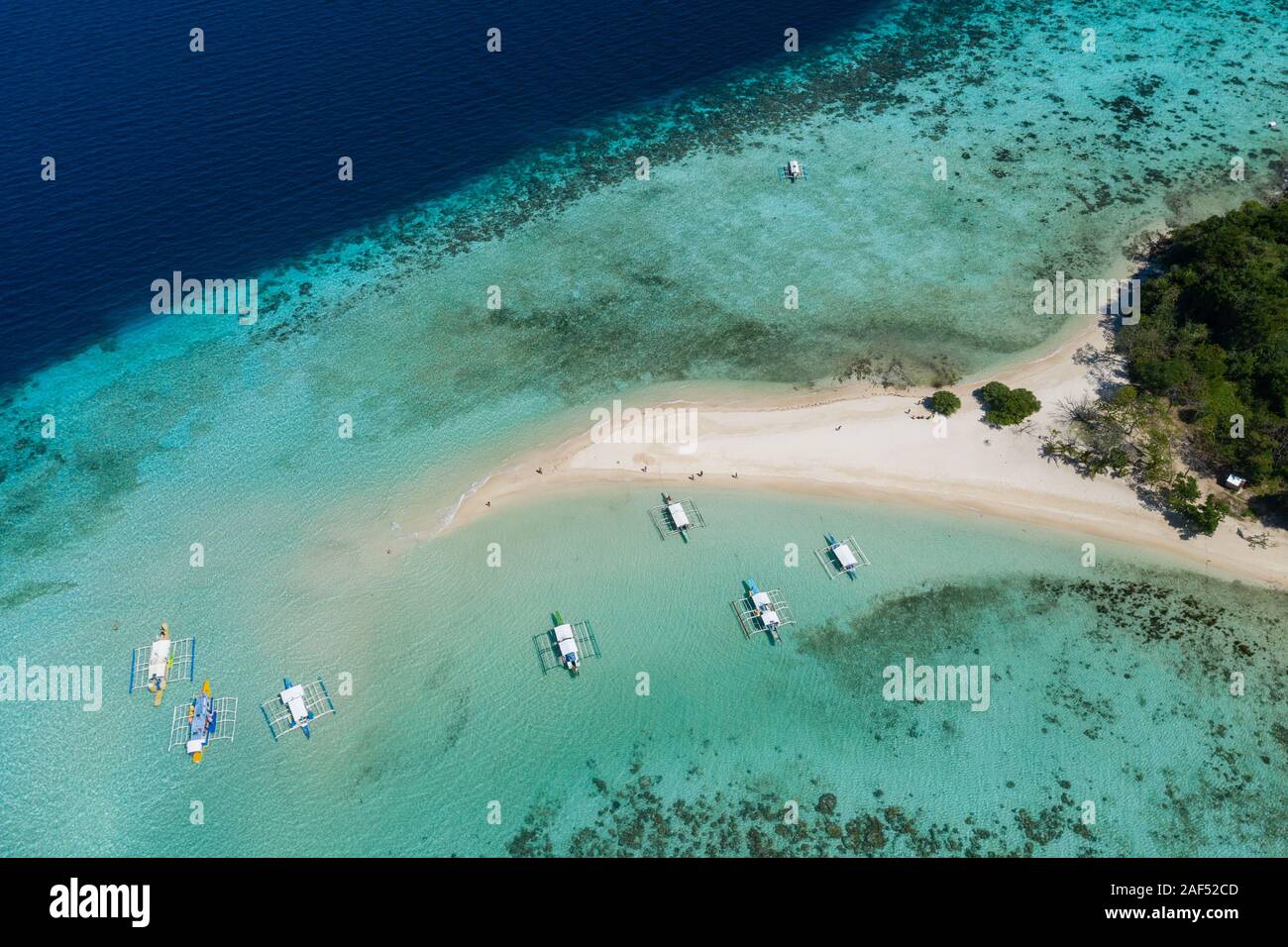 Aerial view of the sandbar at Ditaytayan Island,Coron,Palawan ...