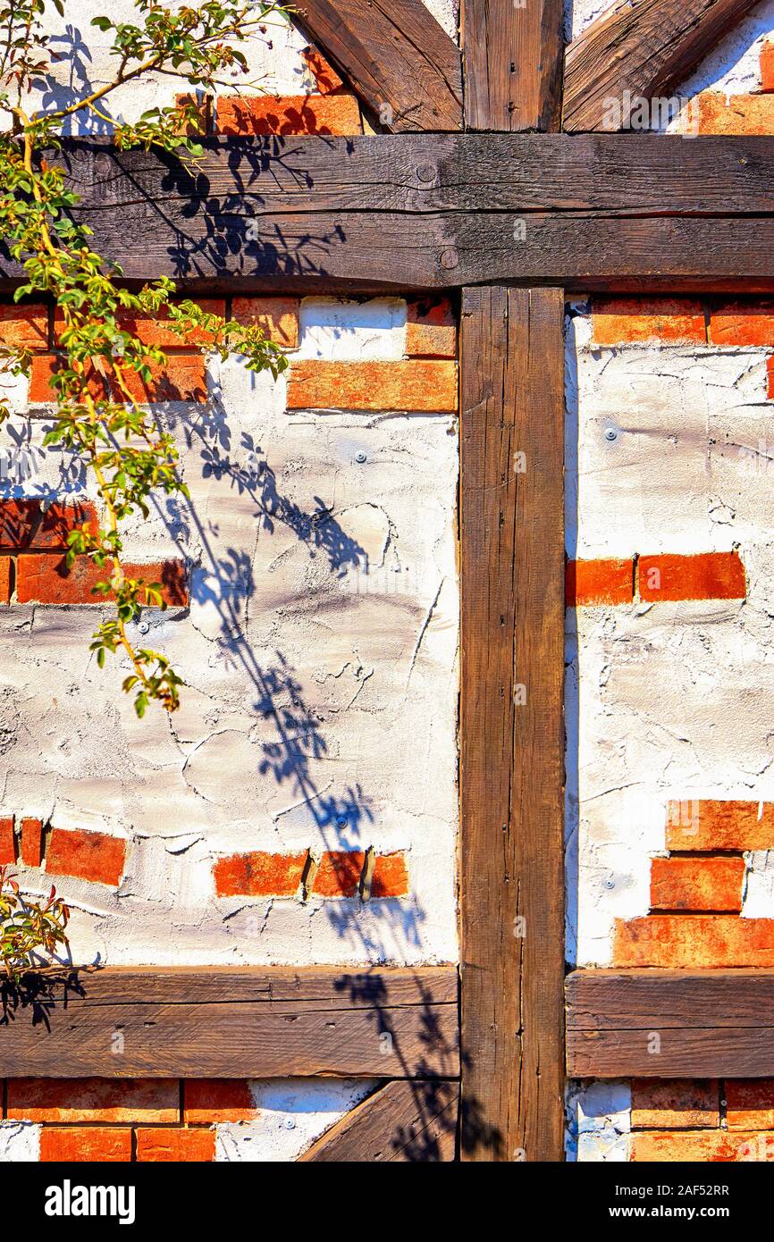 New timber frame red brick hi-res stock photography and images - Alamy