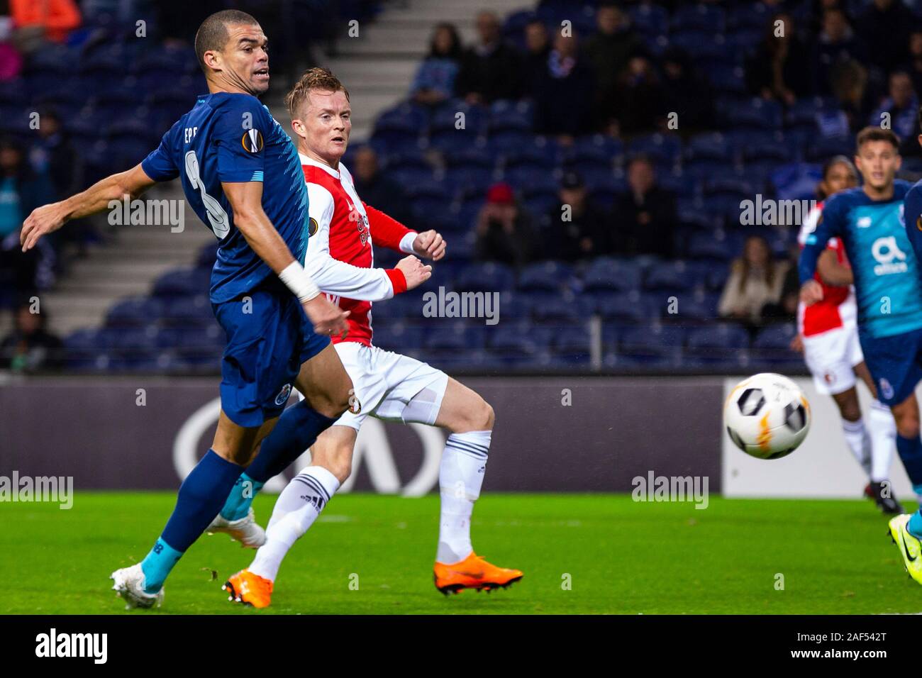 Feyenoord's player Sam Larsson seen in action during the UEFA Europa ...