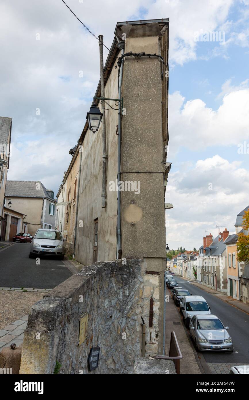 Very narrow building hi-res stock photography and images - Alamy