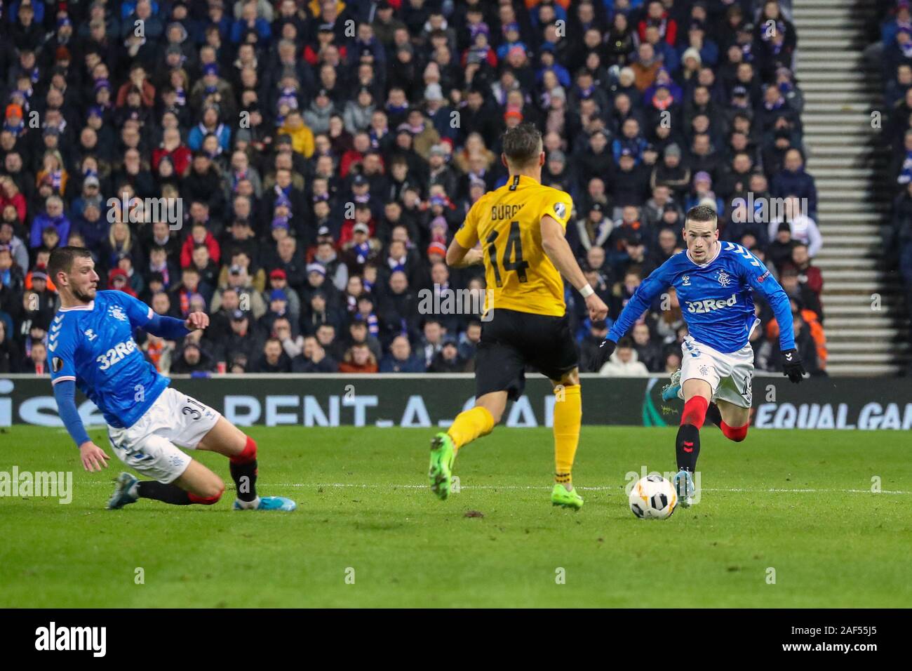 Ibrox stadium ball boys hi-res stock photography and images - Alamy