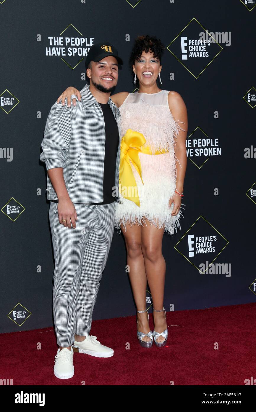 2019 People's Choice Awards at Barker Hanger on November 10, 2019 in ...