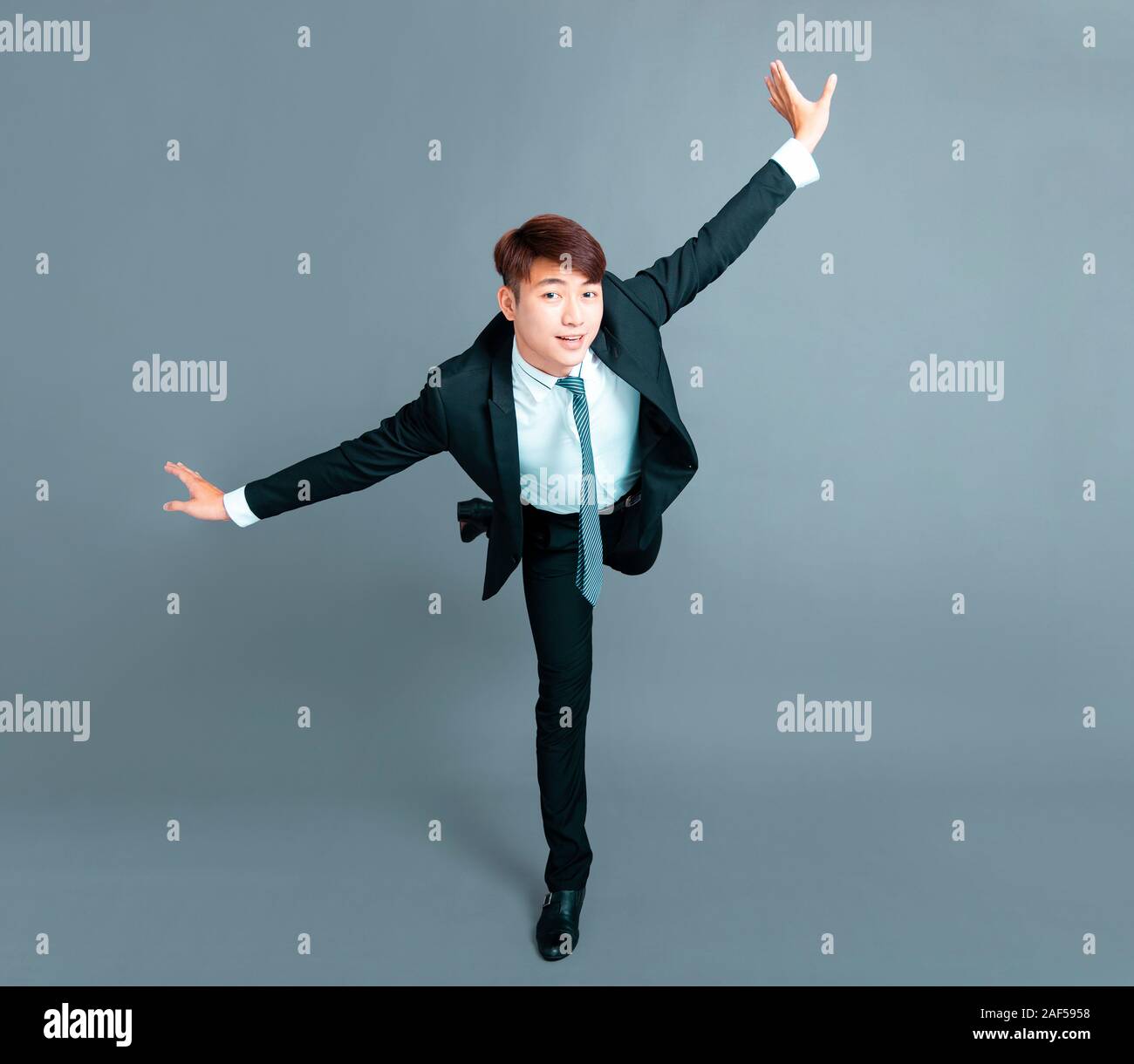 Happy dancing hi-res stock photography and images - Alamy