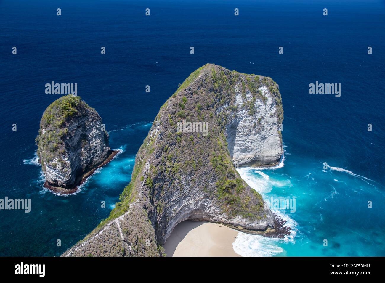 View of Kelinking beach also known as T-Rex cliff point, Nusa Pendia ...