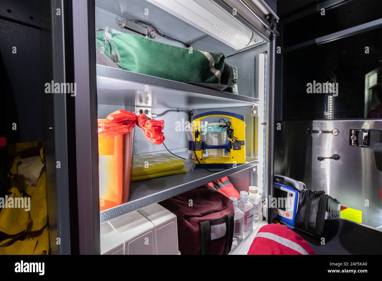 Medical supplies hi-res stock photography and images - Alamy