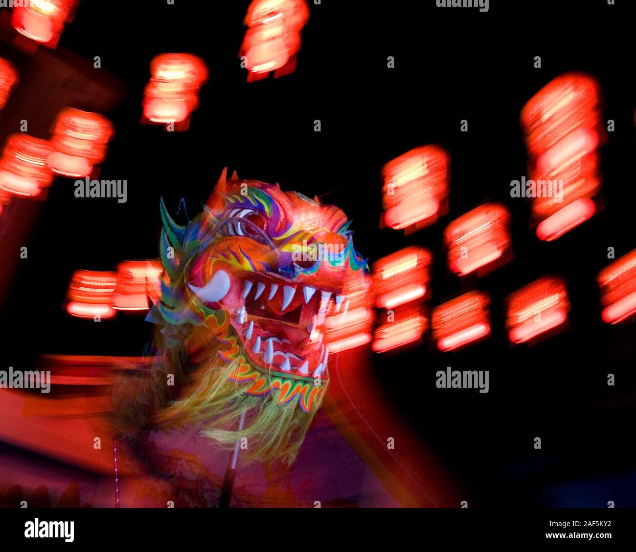 Puppet dragon hi-res stock photography and images - Alamy