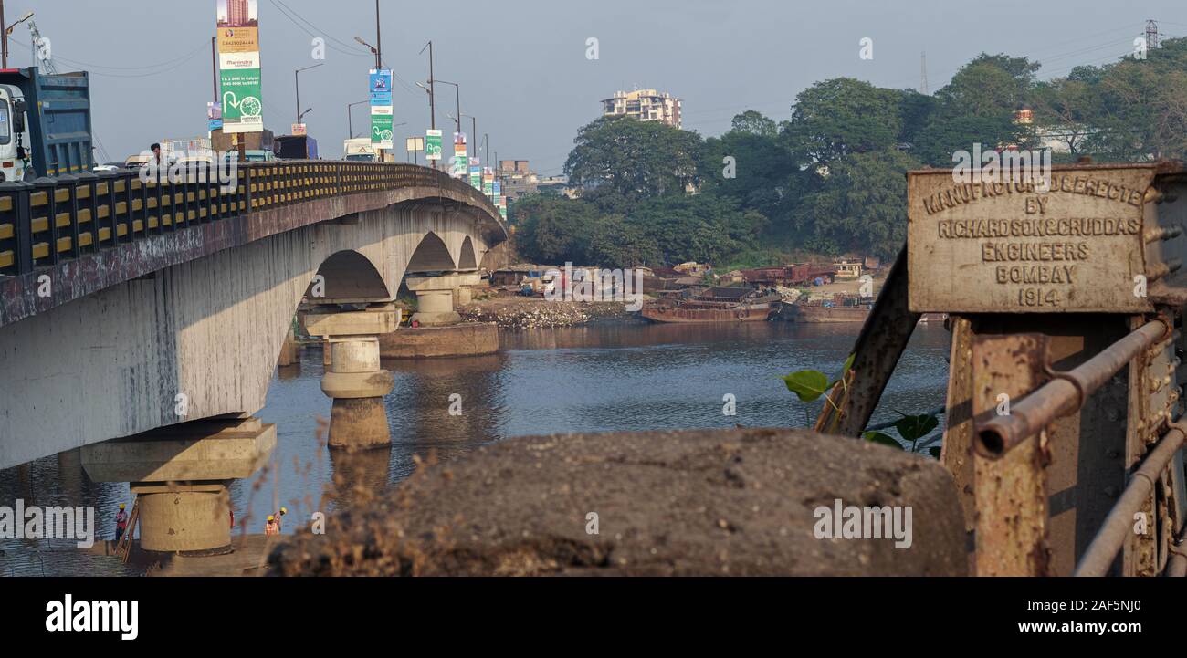 12 Dec 2019 vintage 1914 steel bridge next to Ulhas River Creek bridge ...