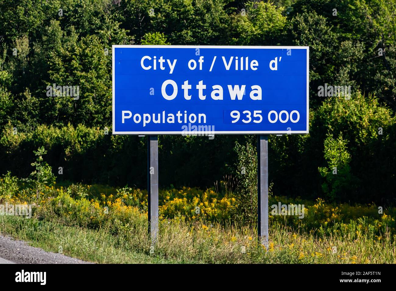 Ottawa city entrance Information Road blue Sign on the roadside ...