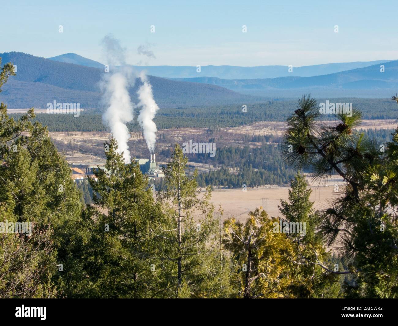 Mountain vista view of burney California Stock Photo - Alamy