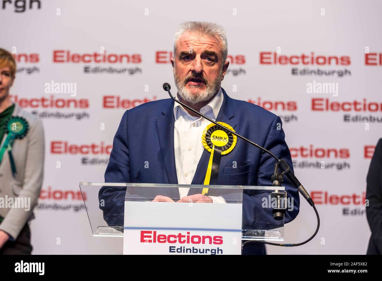 Tommy shepphard holds seat at election count hi-res stock photography ...