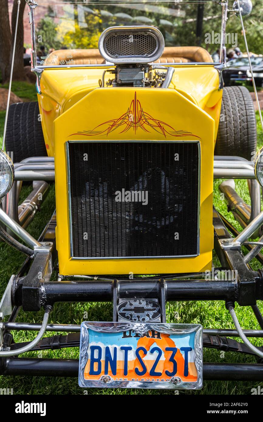 A 1923 T-bucket hot rod built on a heavily modified Ford Model T body ...