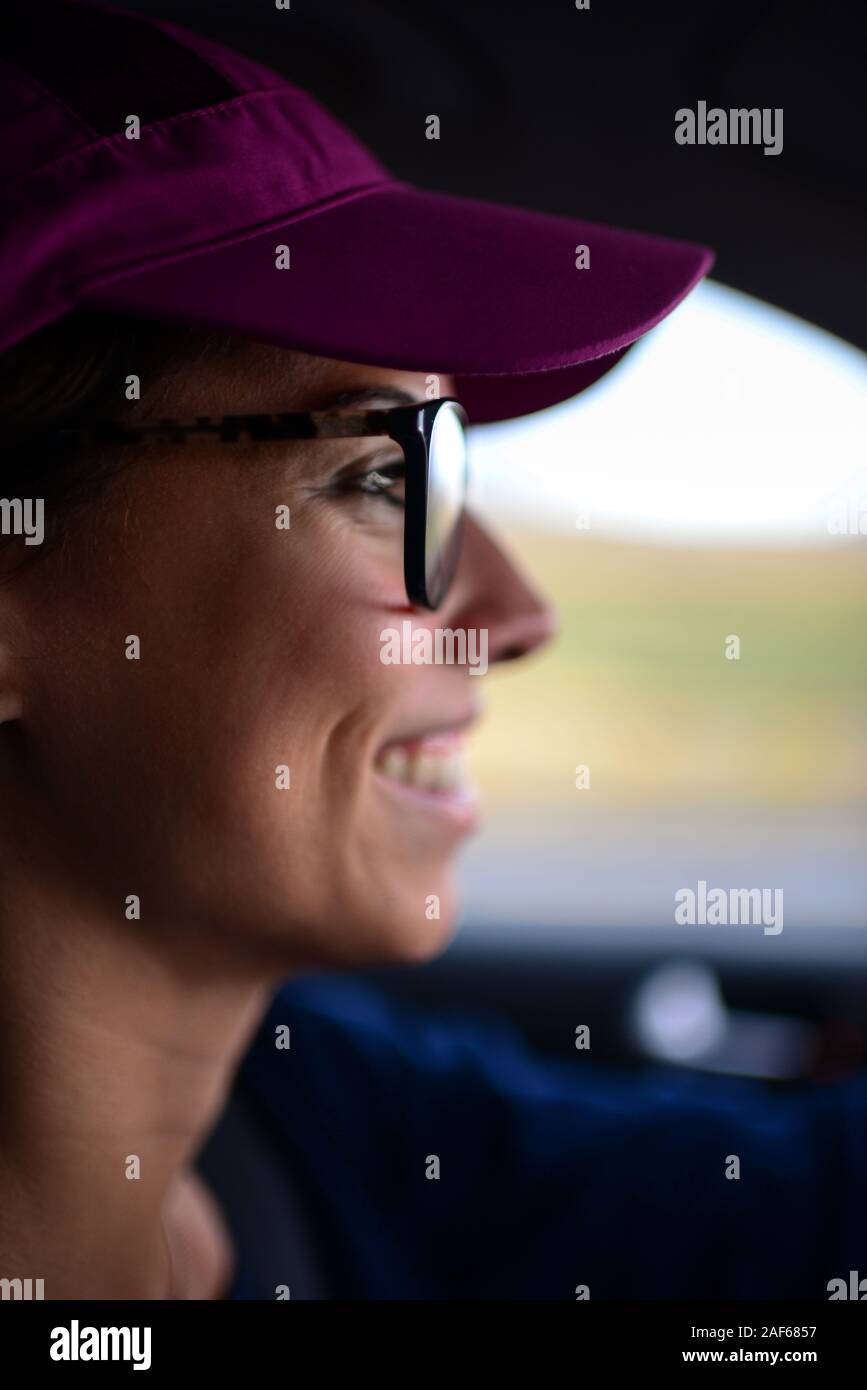 Female driver in car hi-res stock photography and images - Alamy