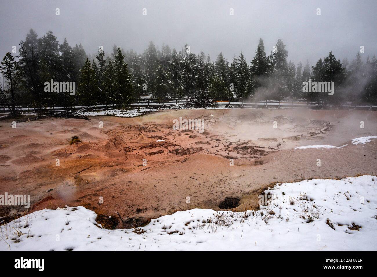 Red Spouter thermal vent in Yellowstone National Park, USA Stock Photo ...