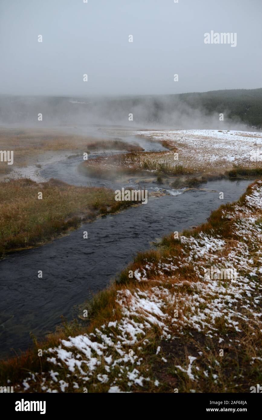 Steam rising from river hi-res stock photography and images - Alamy