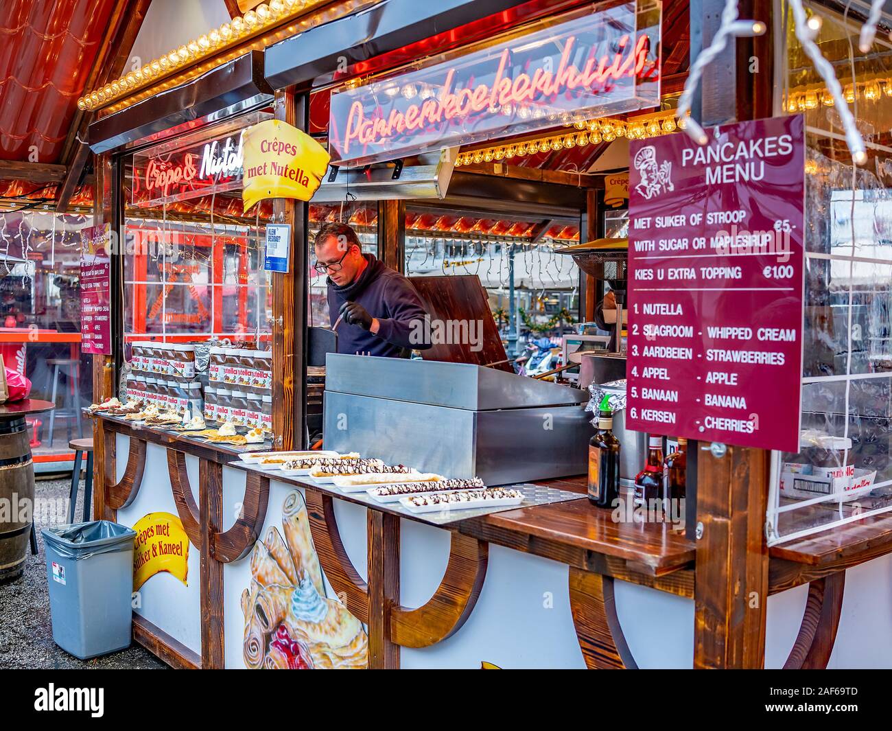 Mobile Food Stall High Resolution Stock Photography and Images - Alamy