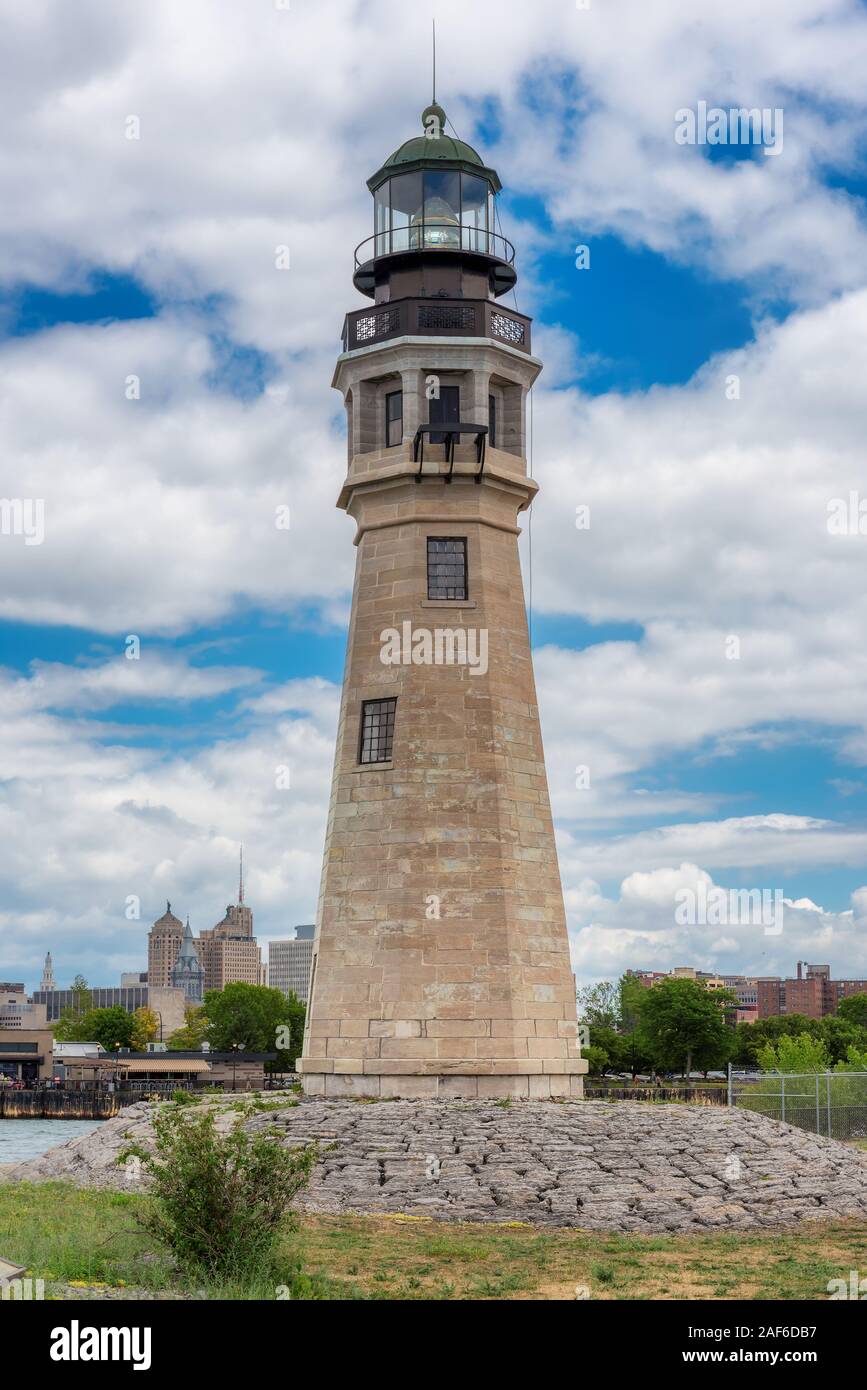 Buffalo Breakwater Lighthouse 30+ Buffalo Lighthouse On Lake Erie Ny