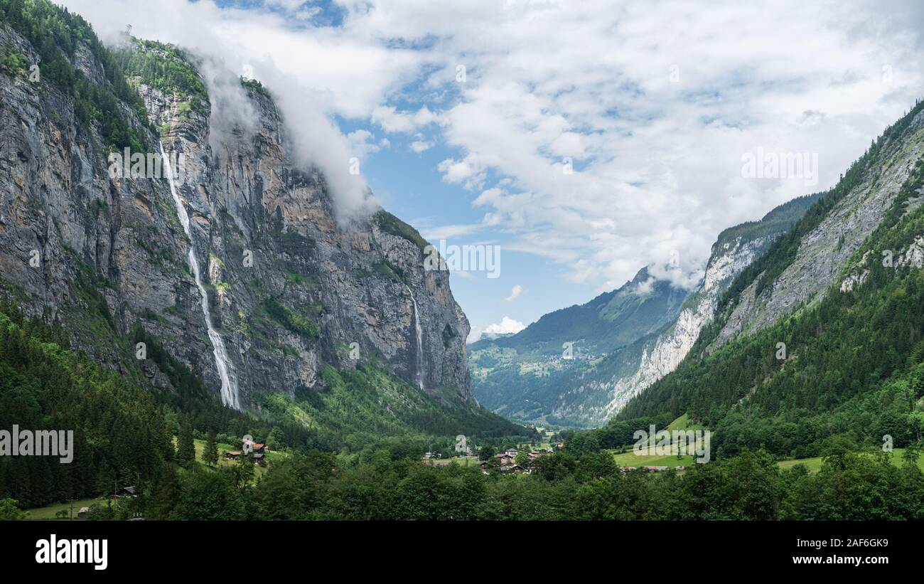 Murrenbach waterfall in Lauterbrunnen, Switzerland Stock Photo - Alamy