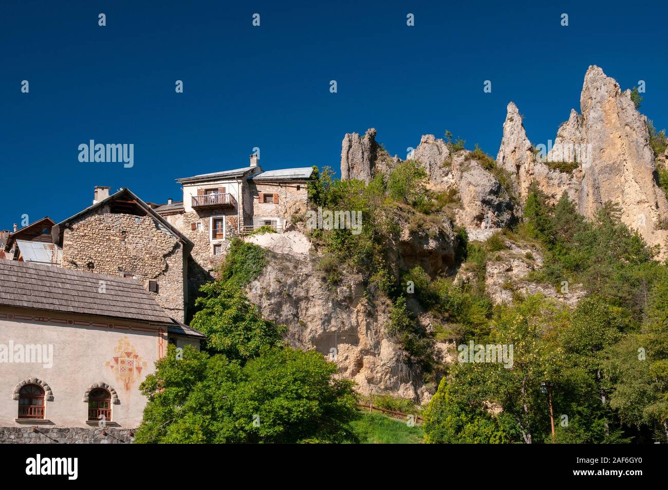 Peone hi-res stock photography and images - Alamy