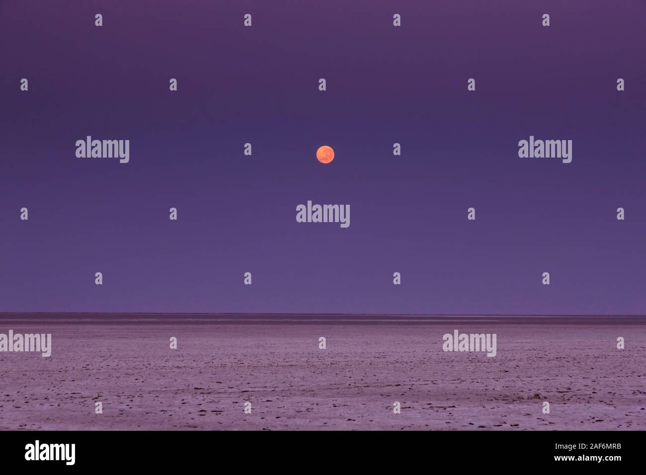 Sua moon hi-res stock photography and images - Alamy
