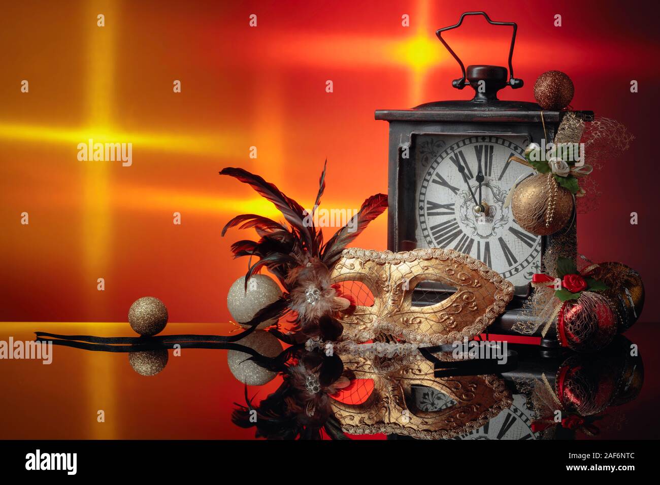 Vintage carnival mask copy hi-res stock photography and images - Alamy
