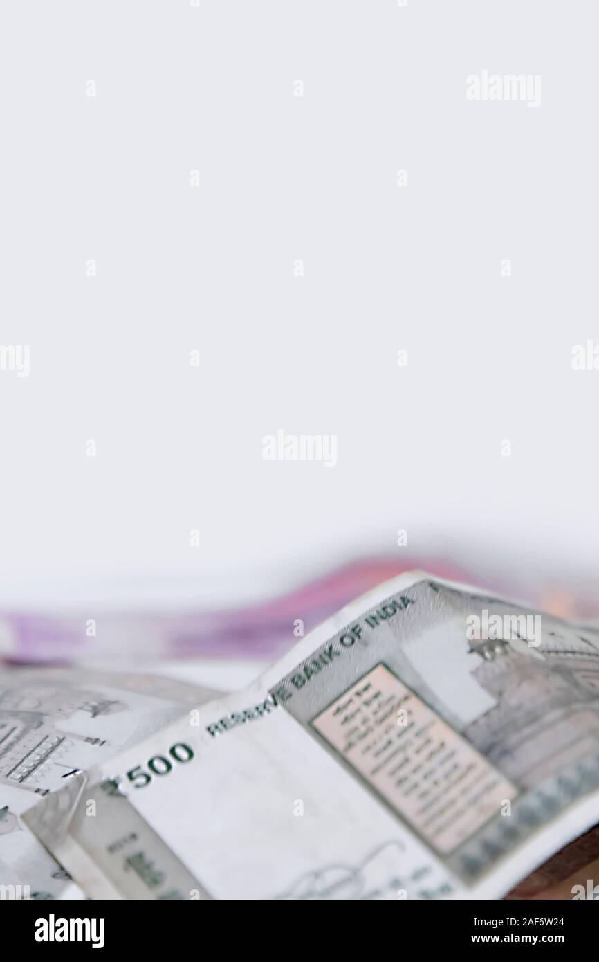 Close up of Indian 500 rupee notes, white background Stock Photo - Alamy