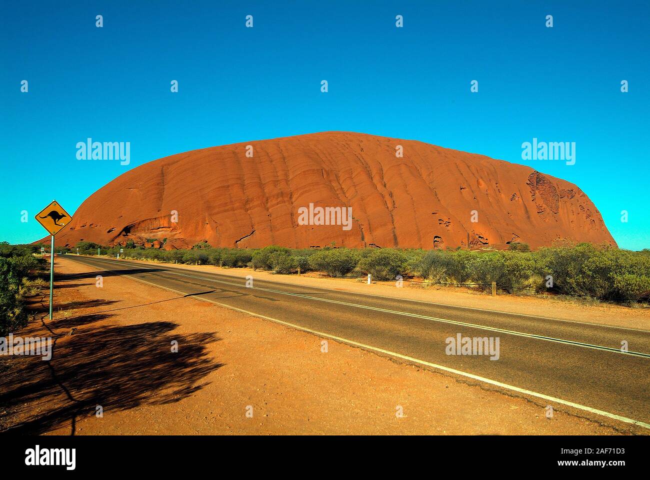 Uluru ayers rock sign hi-res stock photography and images - Alamy