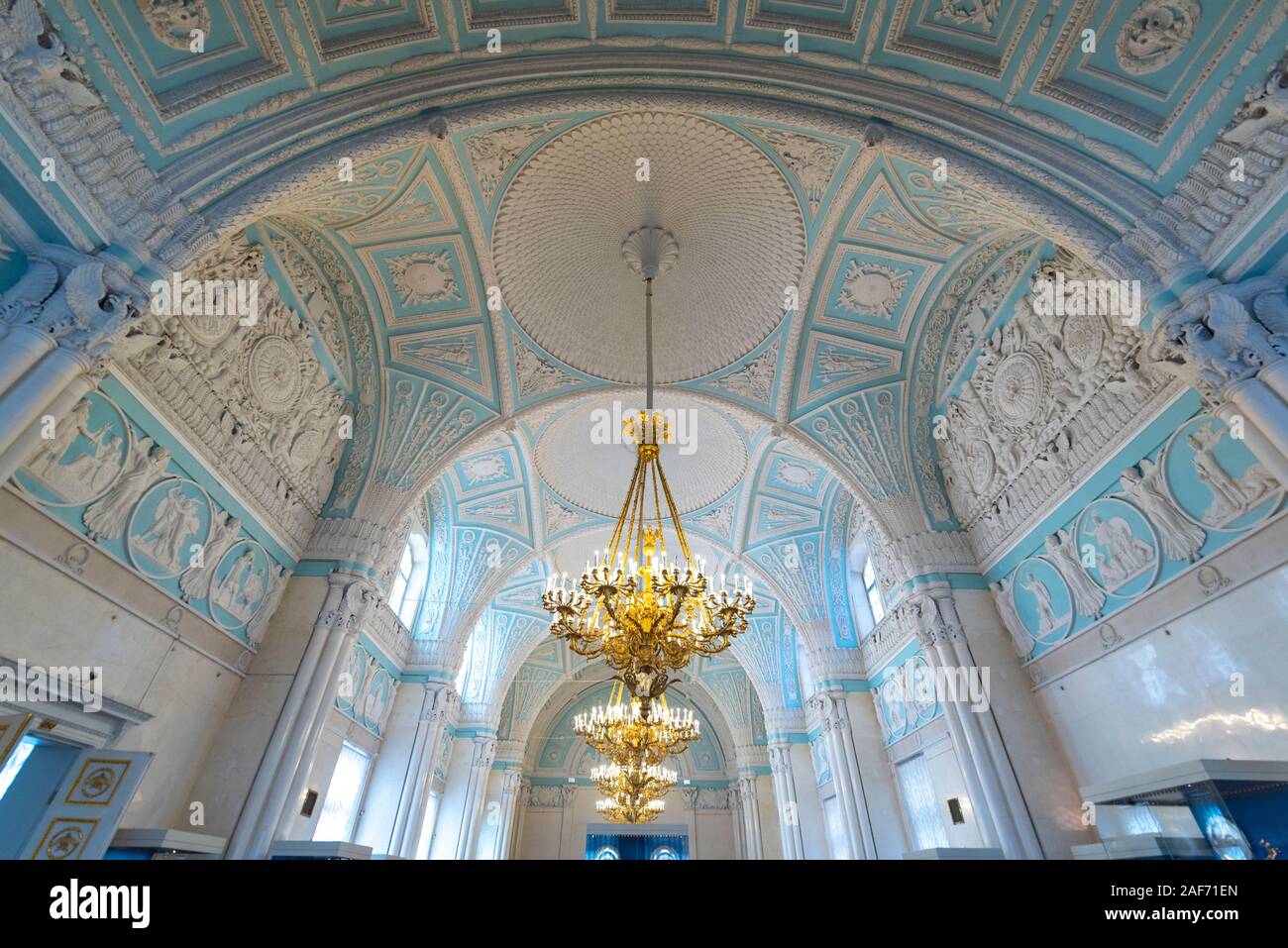 Inside interior of the Hermitage russian state museum. Amazing room ...