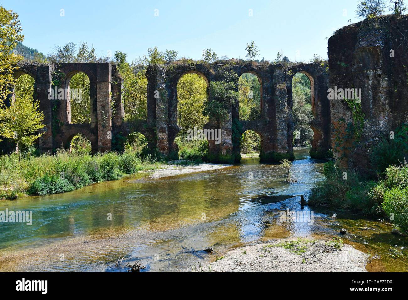Greece, Epirus, Roman aqueduct of ancient Nikopolis near Filippiada on ...