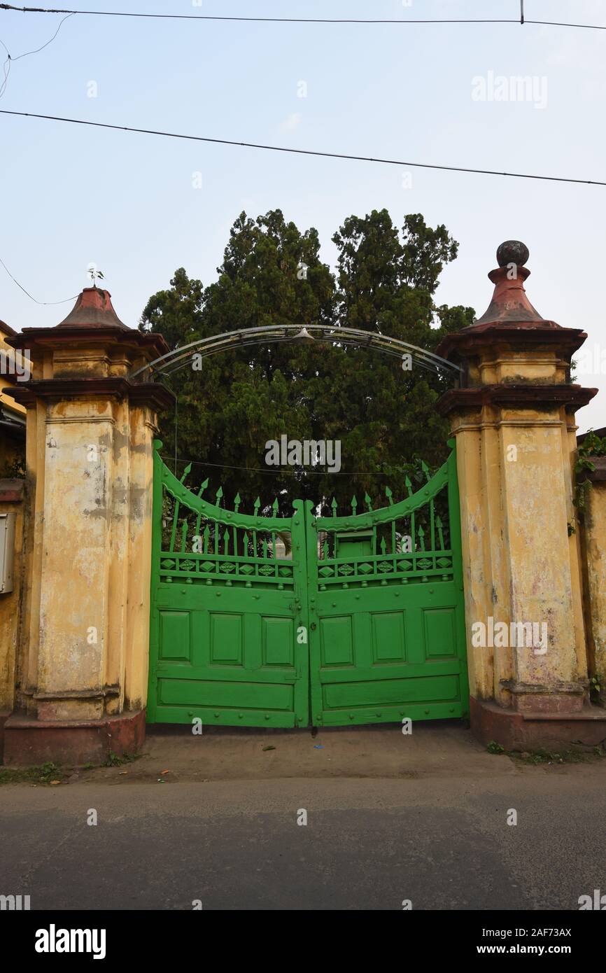 Patal bari hi-res stock photography and images - Alamy