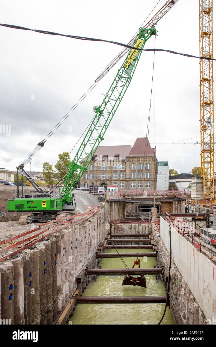 New 70t heavy weight Sennebogen 670E dragline / crawler crane with ...