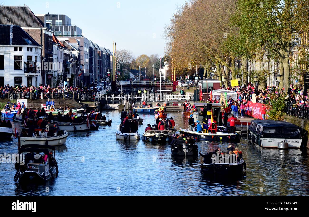 Boat parade on arrival of 'Sinterklaas' and 'Zwarte Piet' at the old ...
