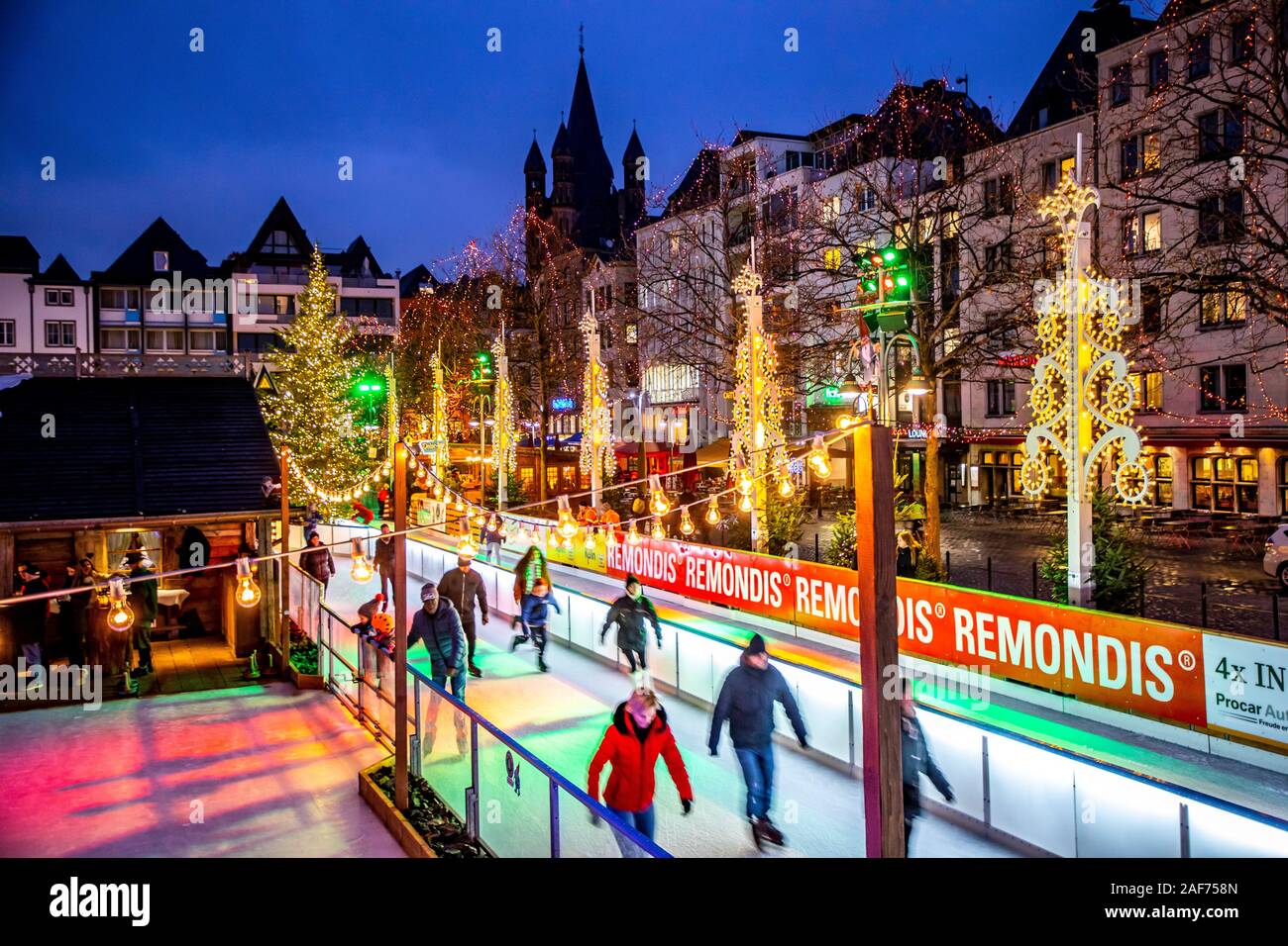 Ice rink on market square hi-res stock photography and images - Alamy