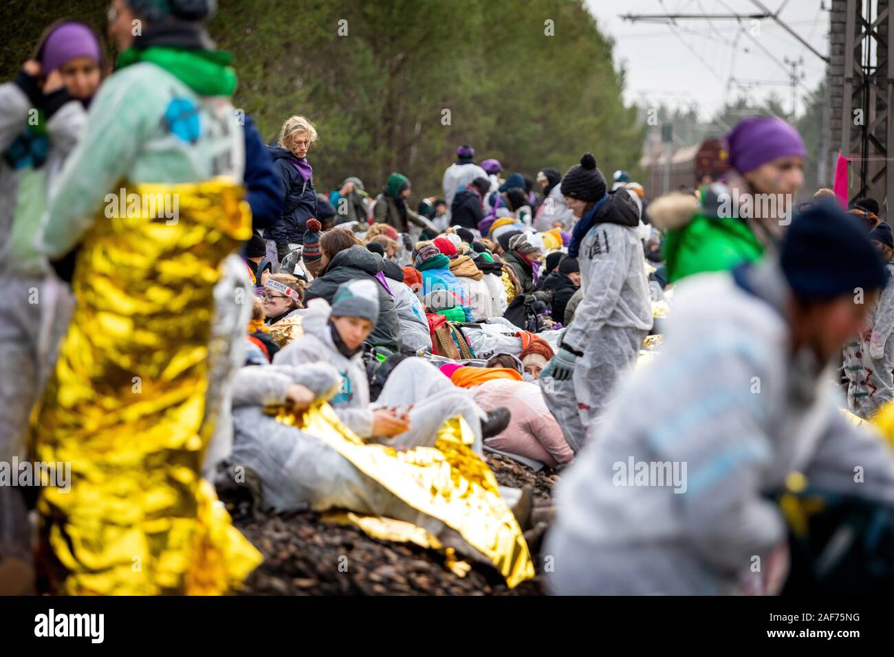 Protests against coal mining of Ende Gelaende in Brandenburg ...