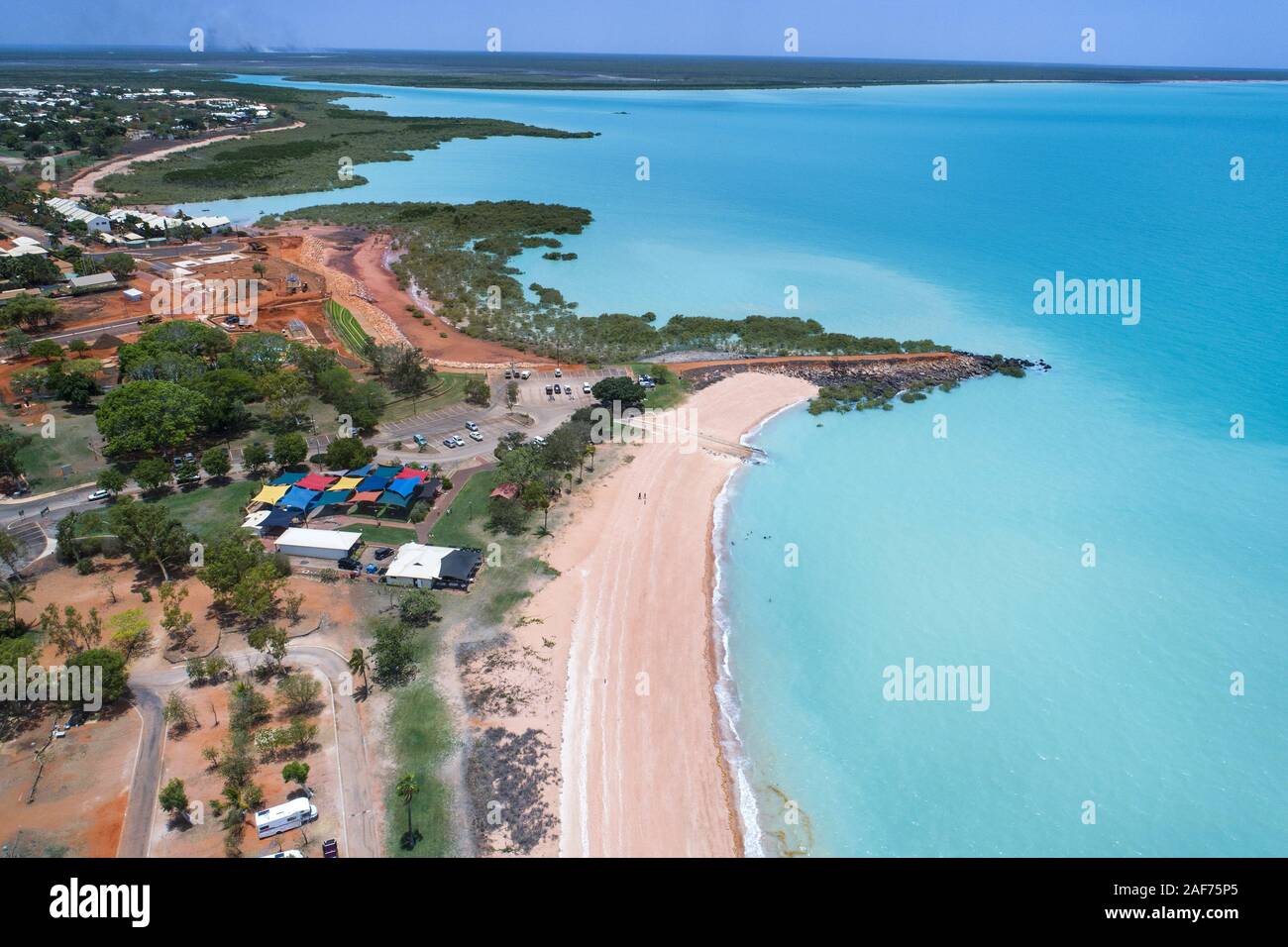 Mangrove western indian ocean hi-res stock photography and images - Alamy