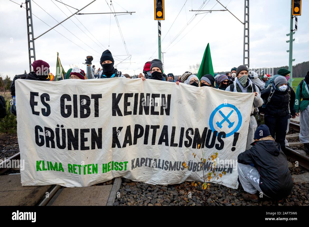 Protests against coal mining of Ende Gelaende in Brandenburg (Koppatz ...
