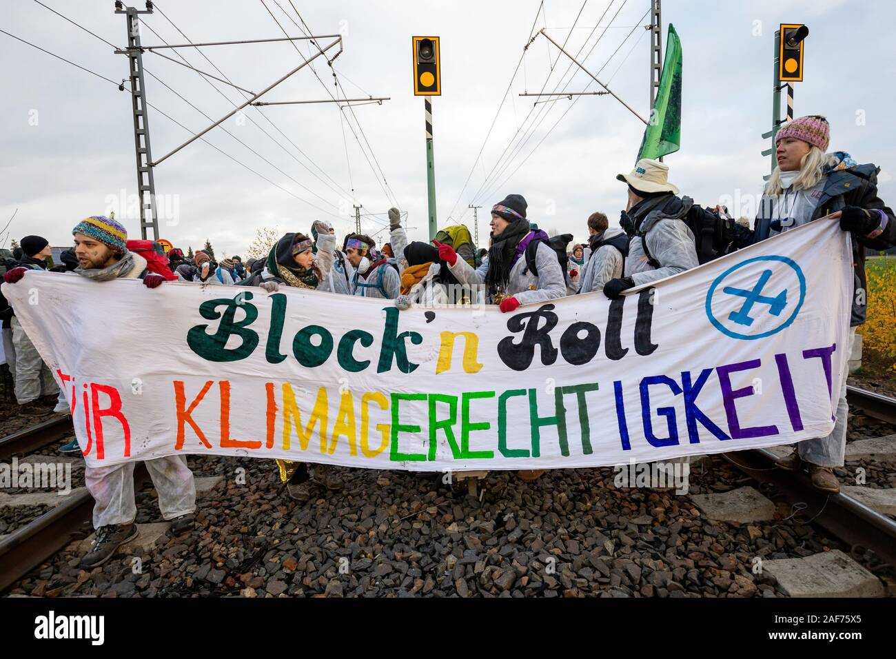Protests against coal mining of Ende Gelaende in Brandenburg (Koppatz ...